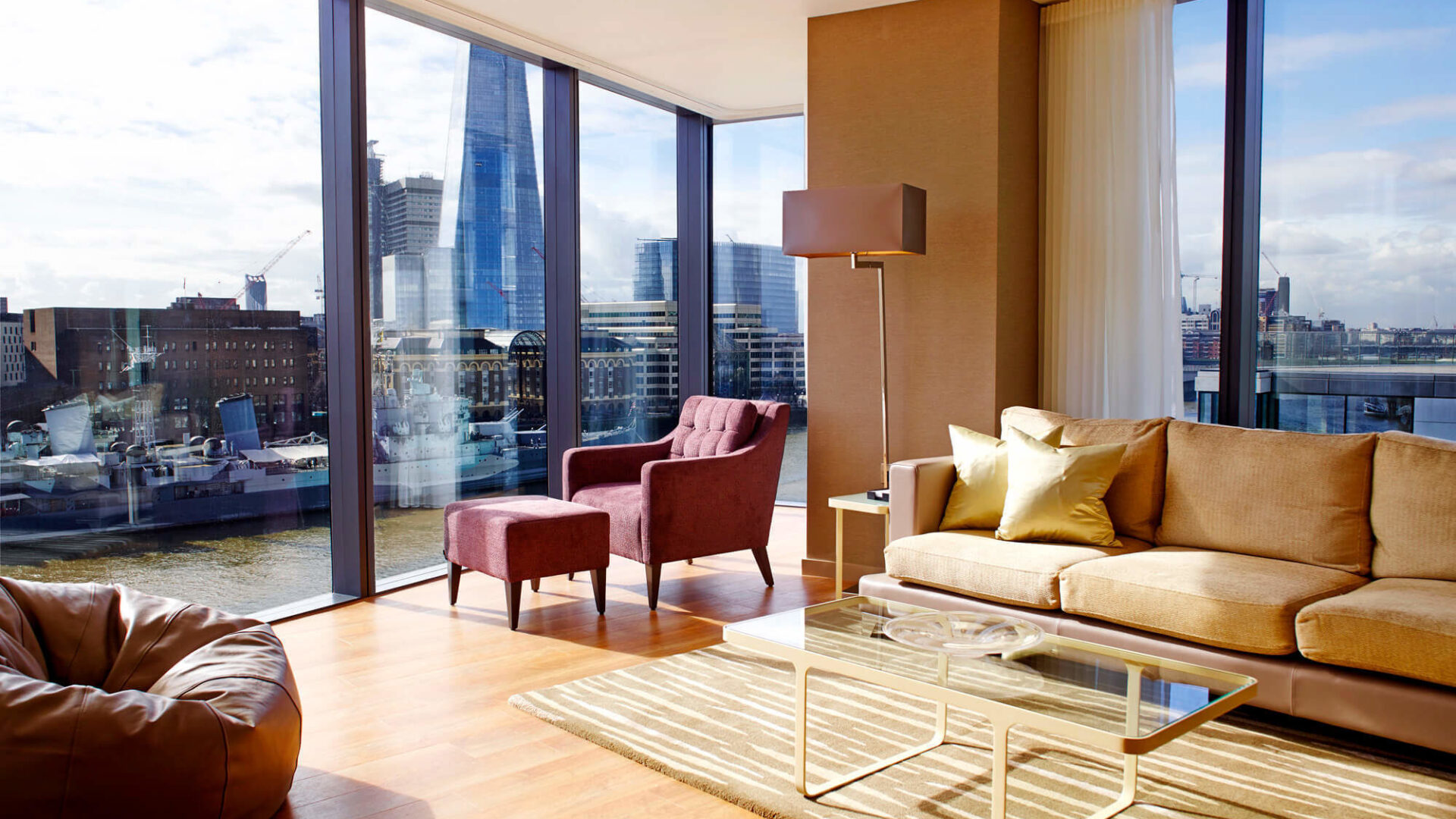 Images Gallery Serviced Apartments | Cheval Three Quays