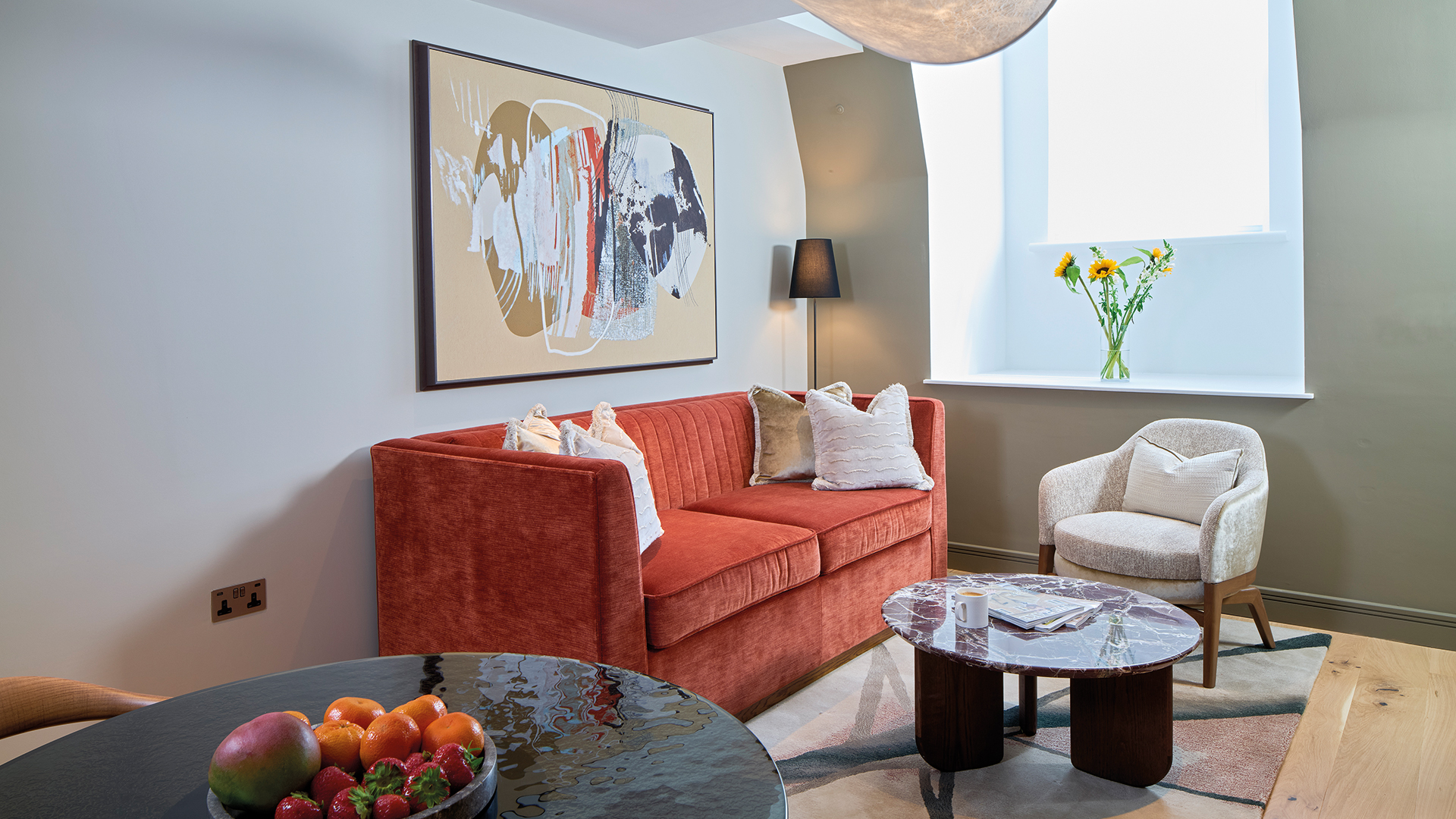 Luxury Two Bedroom Loft in London | Cheval Phoenix House